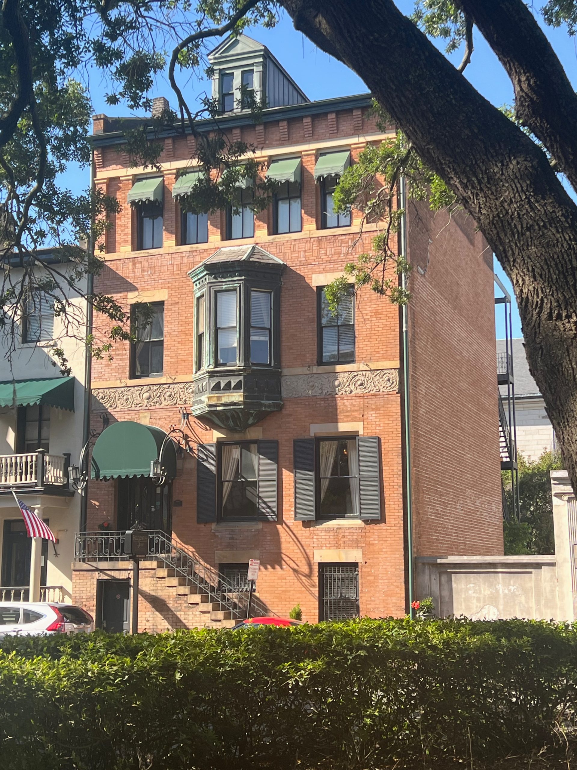 The Preternatural Foley House Inn, Savannah Georgia - The Footloose ...